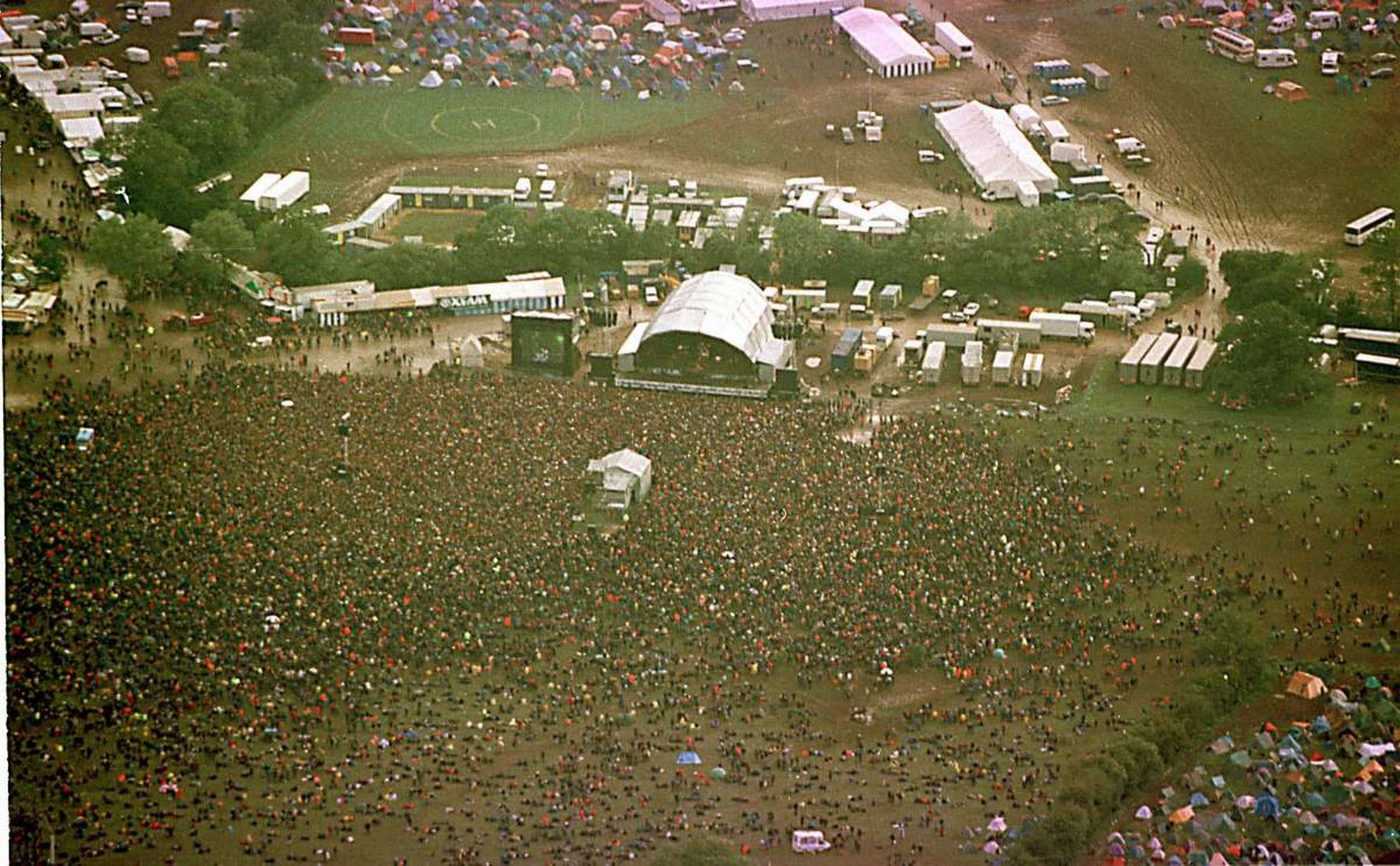 Glasto Goodness Part 1 – 1997 – Music In The Attic